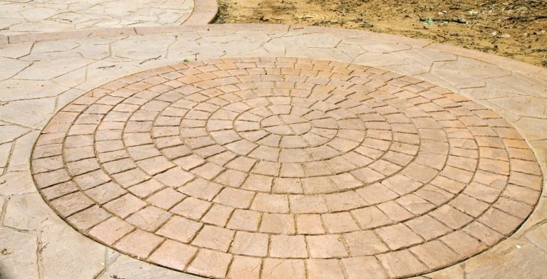 Beton colorat: Tipuri, Utilizări, Preț - PAVEX